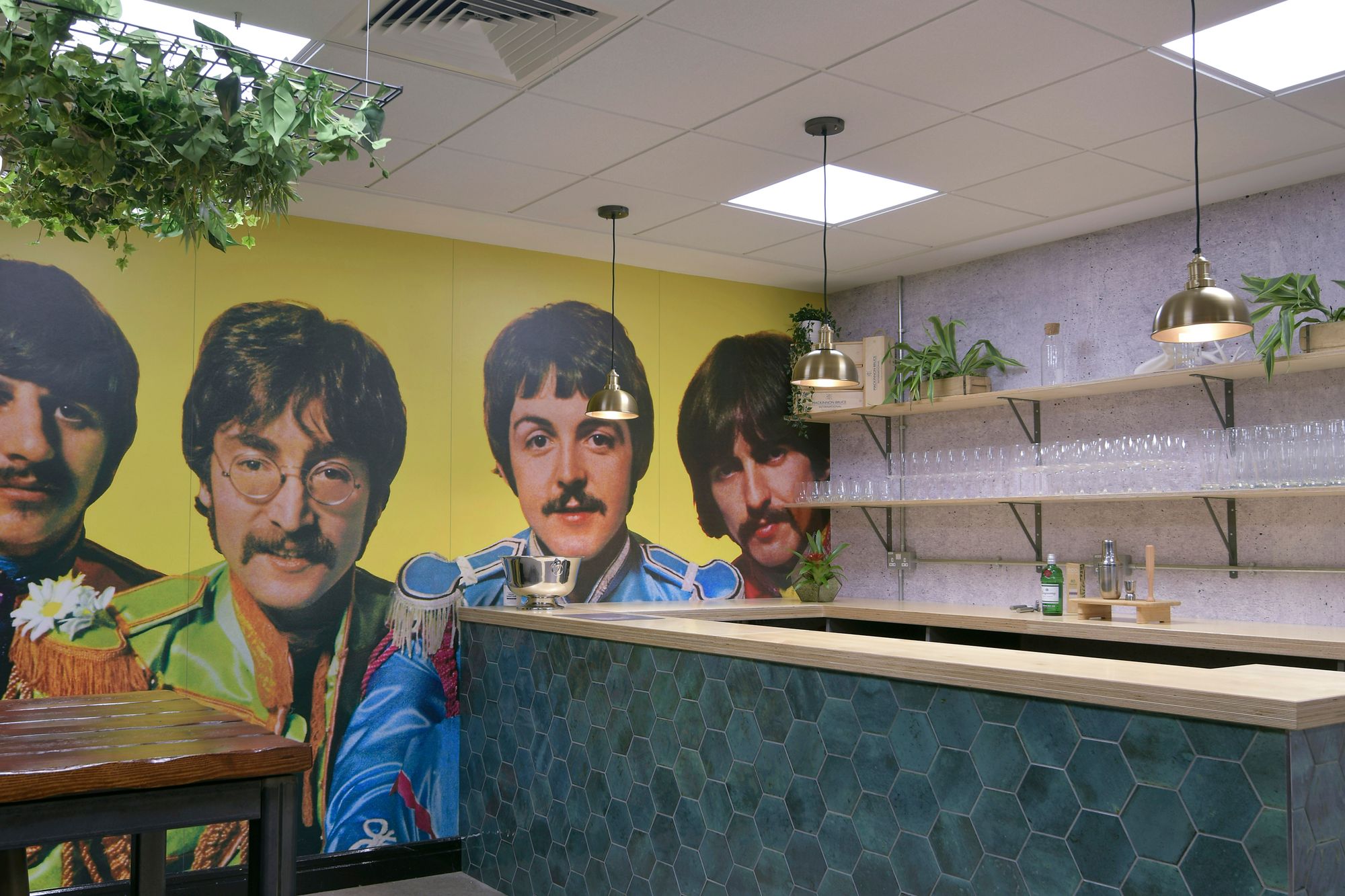 Design Tonic completes stunning office refurb for Mackinnon Bruce